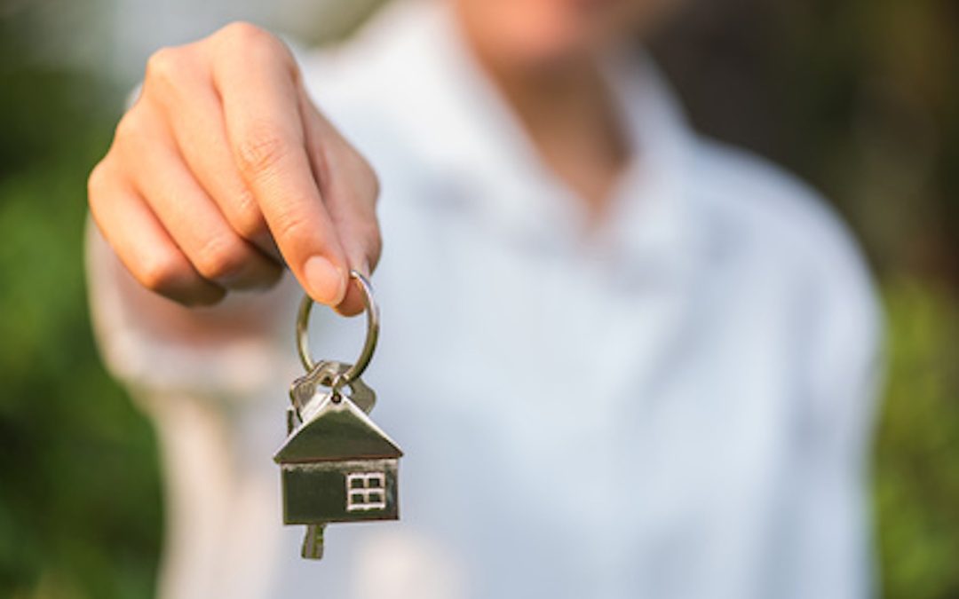 Family of Fallen Soldier Given Keys to New Home Built by Volunteers in ...