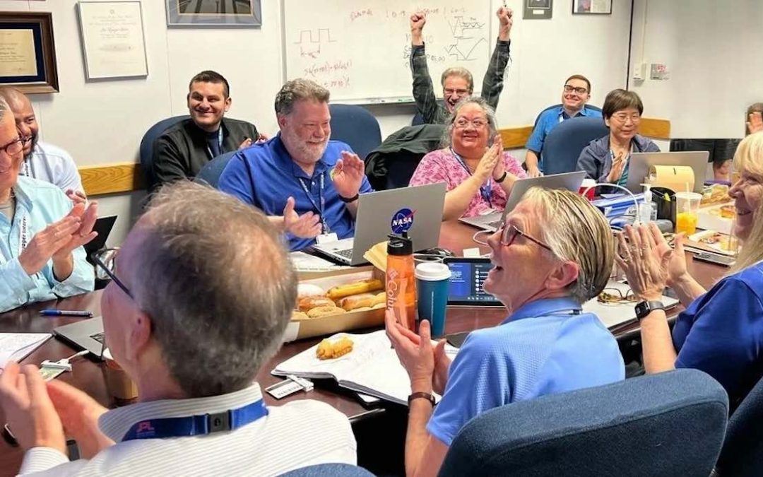 ‘Hello, Voyager!’ Celebrated Spacecraft Is Once Again Transmitting ...